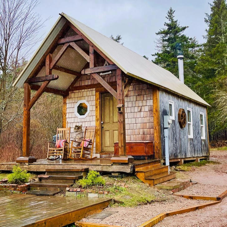 Let us take a peek at this tiny wooden cabin
